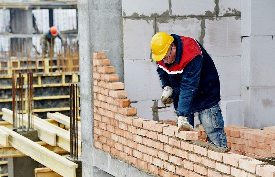 Potrebni tesari, zidari i pomoćni radnici za rad u Austriji